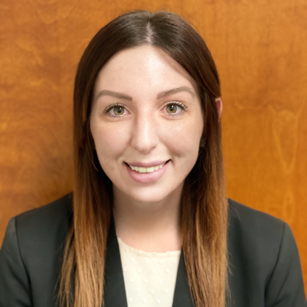 Taylor Nieves – Cleveland Dental Management